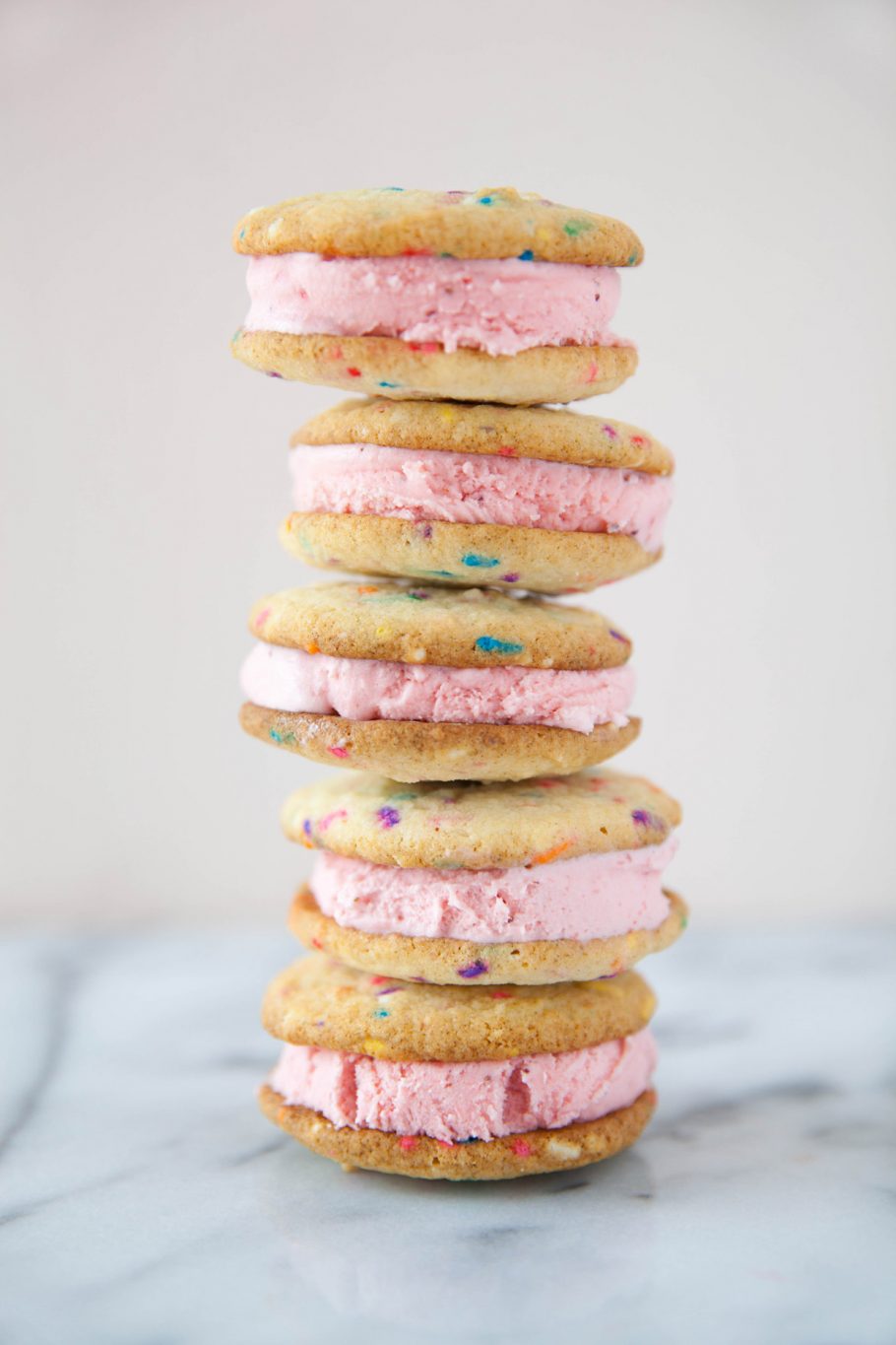 Strawberry Sprinkle Ice Cream Sandwiches - Everyday Annie
